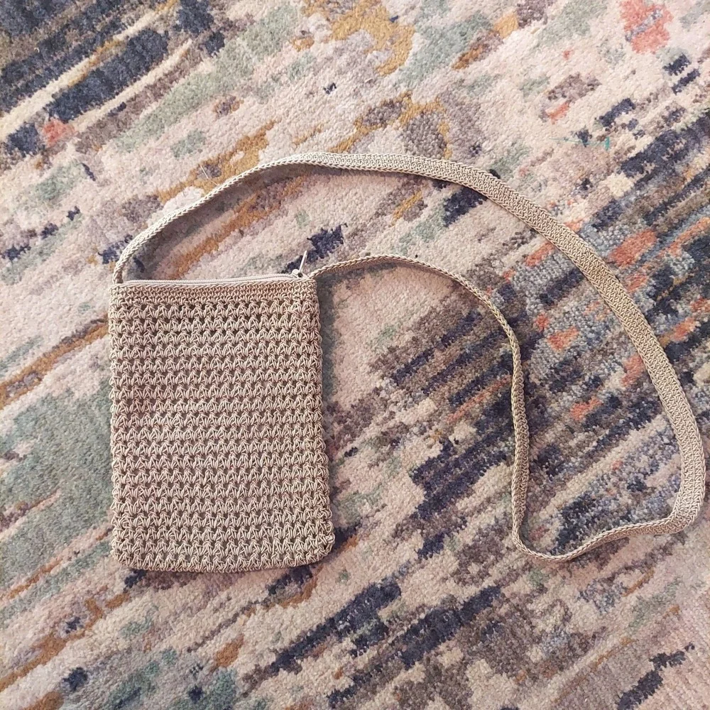 Xhilaration | Bags | Y2k Xhilaration Tan Woven Crochet Crossbody Bag ...